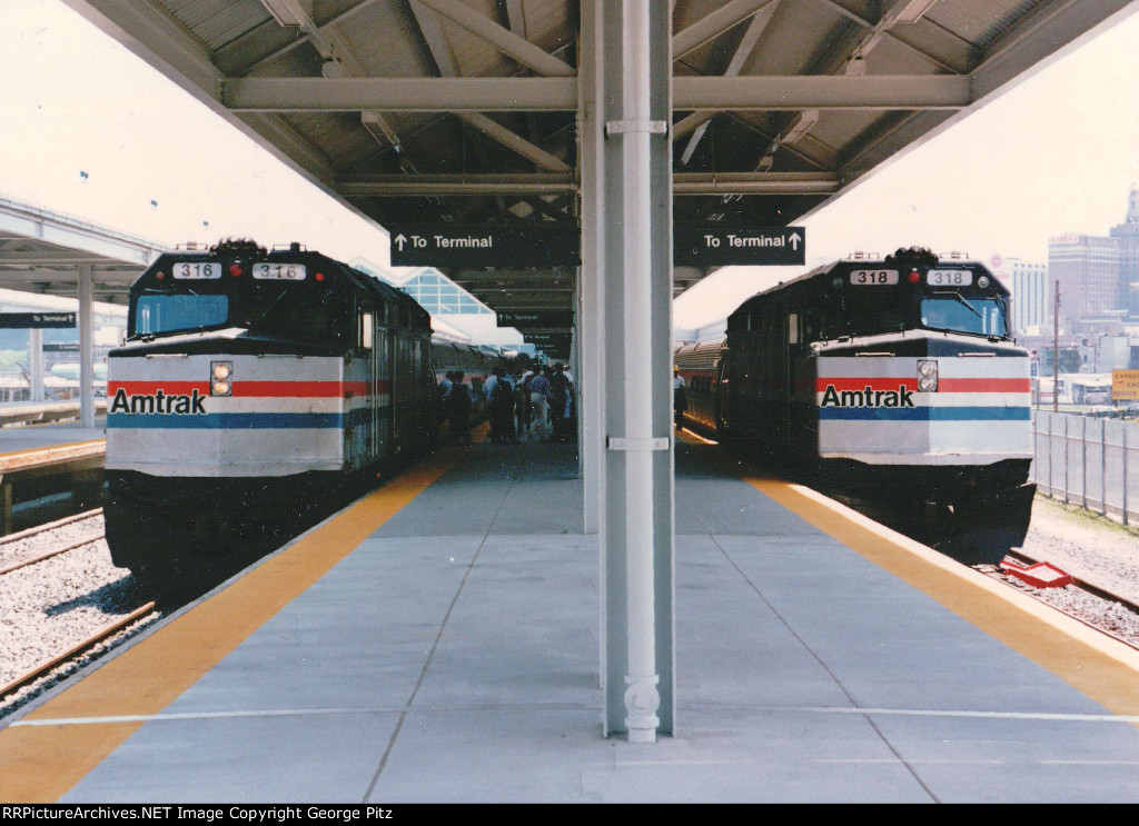 AMTK 316 and 318 at Atlantic City, NJ